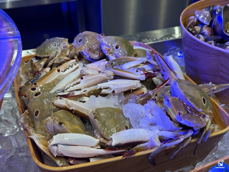 南台灣火鍋霸主《饗麻饗辣PLUS》進軍台北囉！火鍋＋Buffet吃到飽 CP值大升級一定要衝！饗麻饗辣PLUS LaLaport南港店菜色一覽 @兔貝比的菲比尋嚐