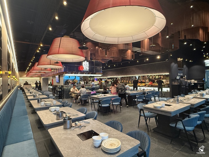 南台灣火鍋霸主《饗麻饗辣PLUS》進軍台北囉！火鍋＋Buffet吃到飽 CP值大升級一定要衝！饗麻饗辣PLUS LaLaport南港店菜色一覽 @兔貝比的菲比尋嚐